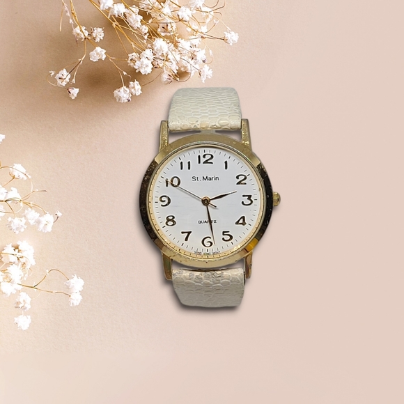 St. Marin Quartz | Accessories | Vintage St Marin Quartz Goldtone Watch ...